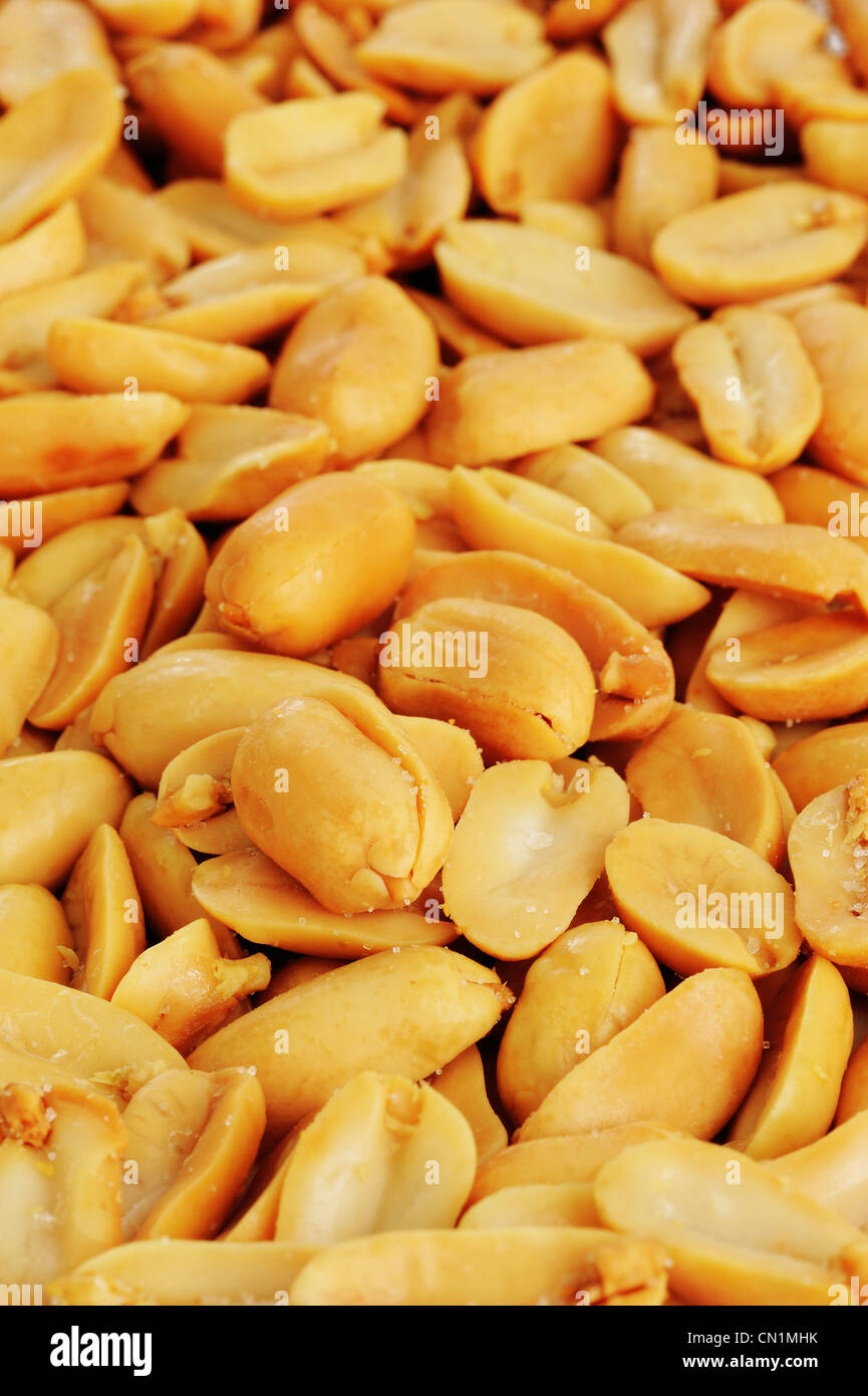 Salted peanuts hi-res stock photography and images - Alamy