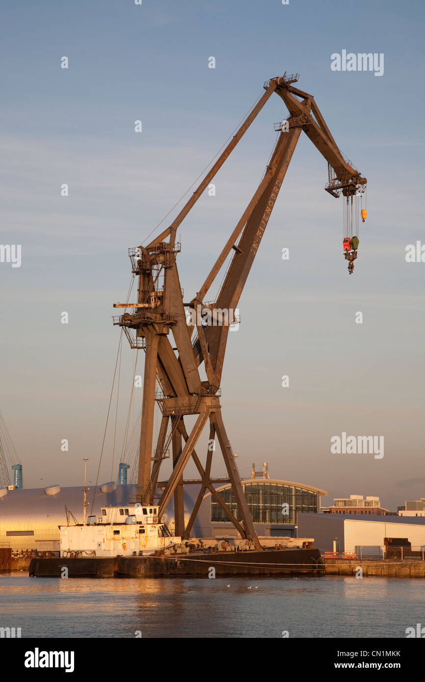 Southampton england dock hi-res stock photography and images - Alamy