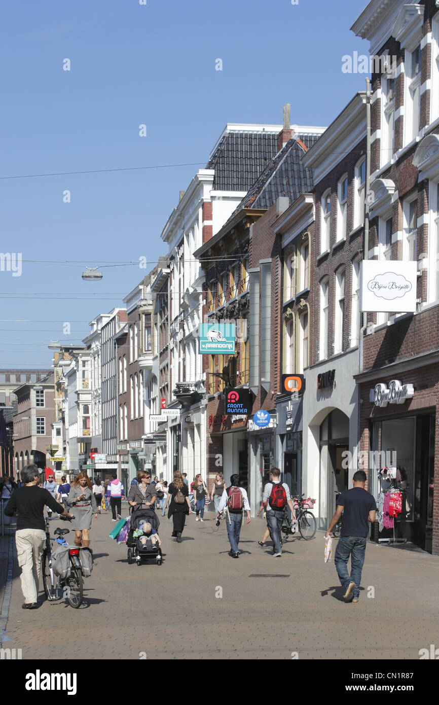 People shopping groningen hi-res stock photography and images - Alamy
