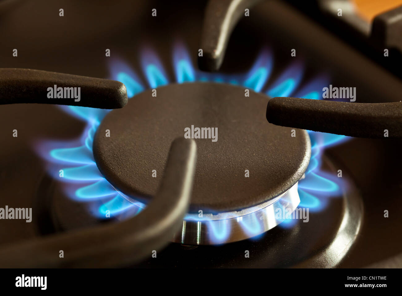 modern gas cooker Stock Photo - Alamy