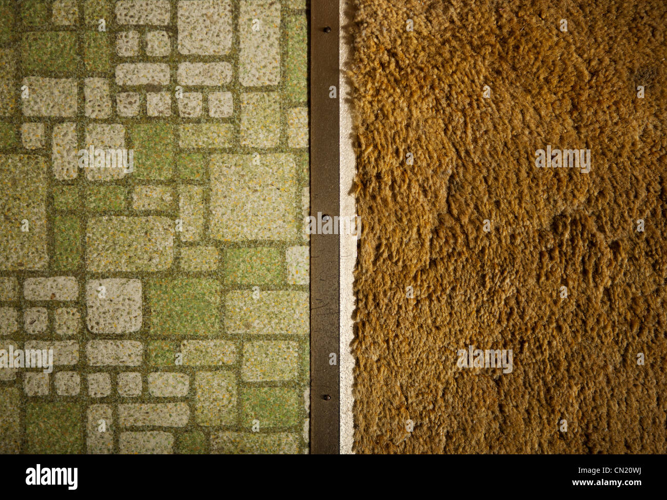 Linoleum flooring hi-res stock photography and images - Alamy