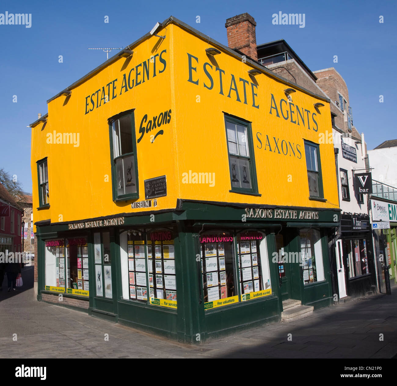 Coloured building hi-res stock photography and images - Alamy