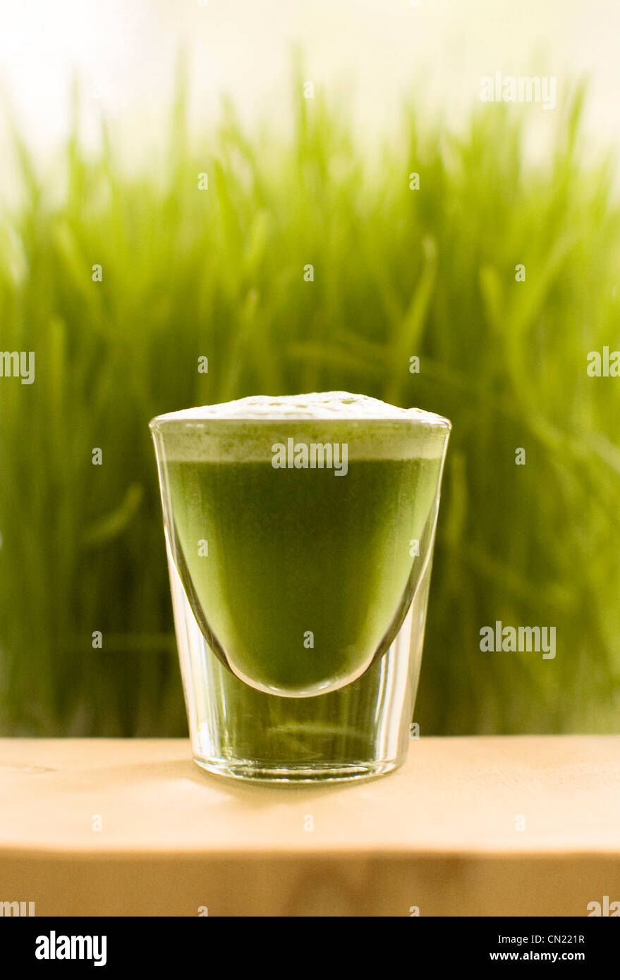 Wheatgrass hi-res stock photography and images - Alamy