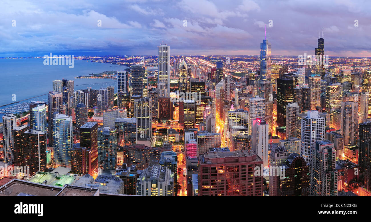 Chicago skyline panorama aerial view with skyscrapers over Lake ...