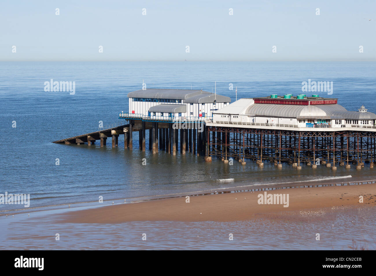 Cromer pier theatre lifeboat hi-res stock photography and images - Alamy