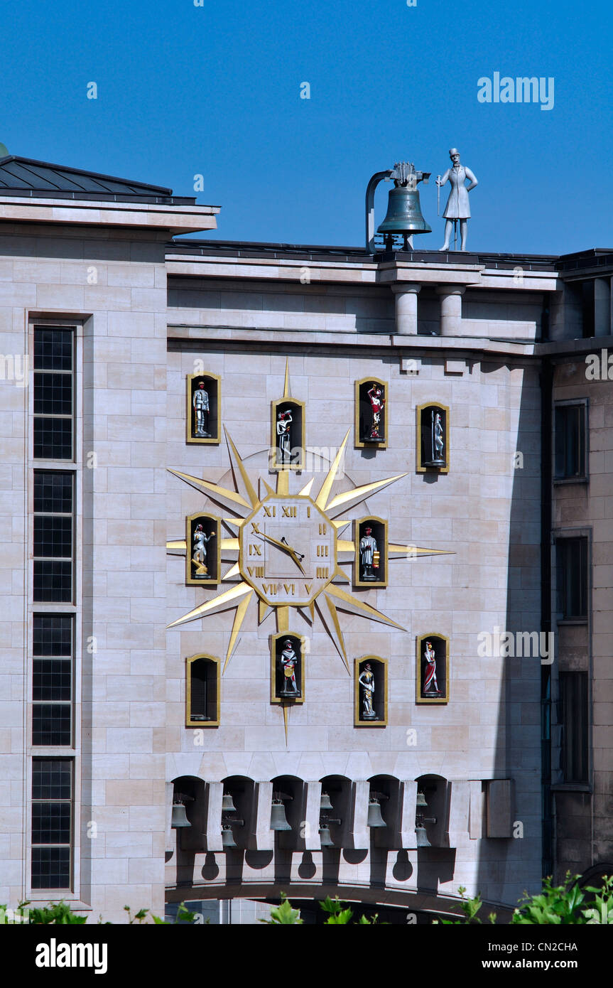 Mont des arts clock hi-res stock photography and images - Alamy