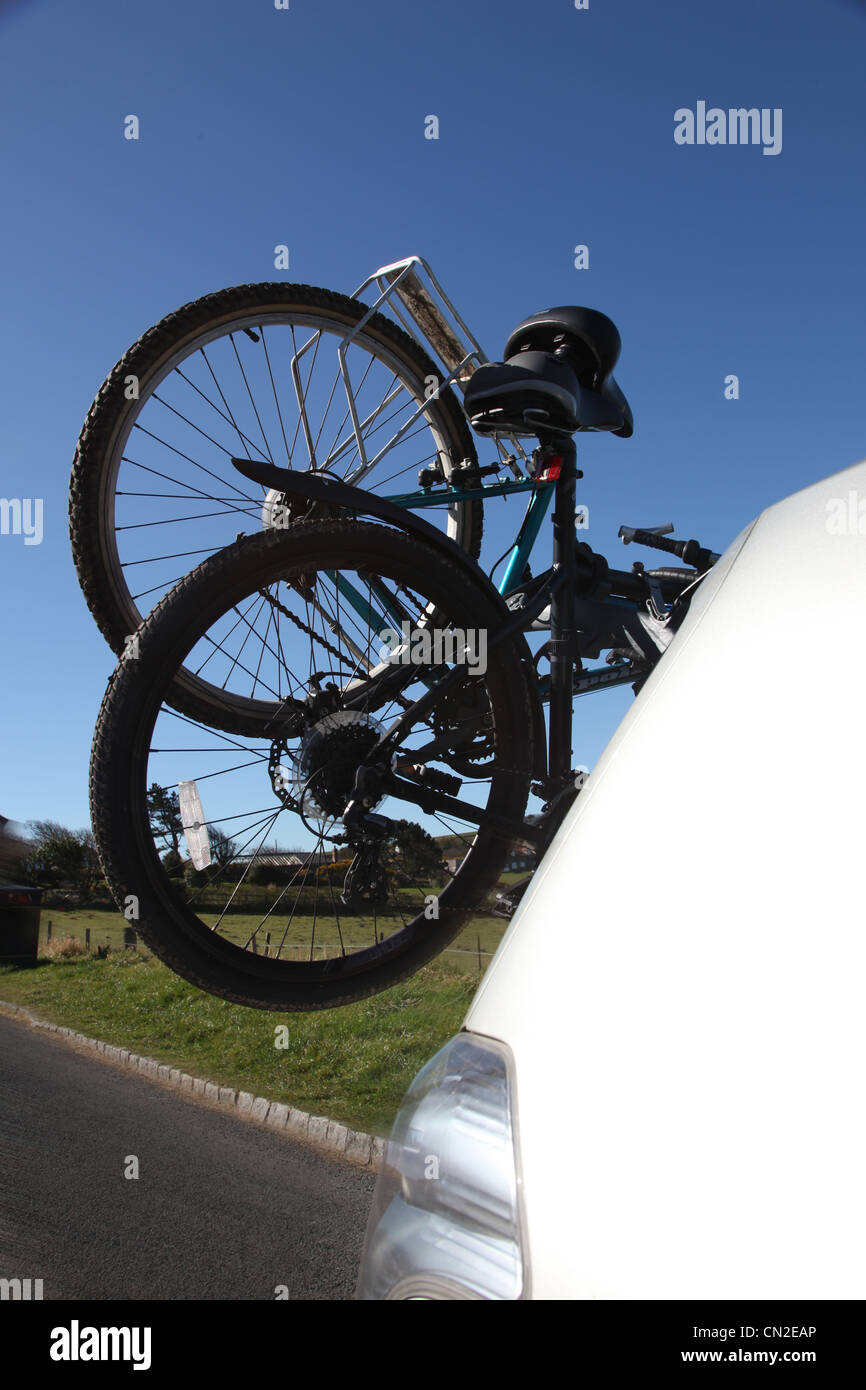 Car driving on two wheels hi-res stock photography and images - Alamy