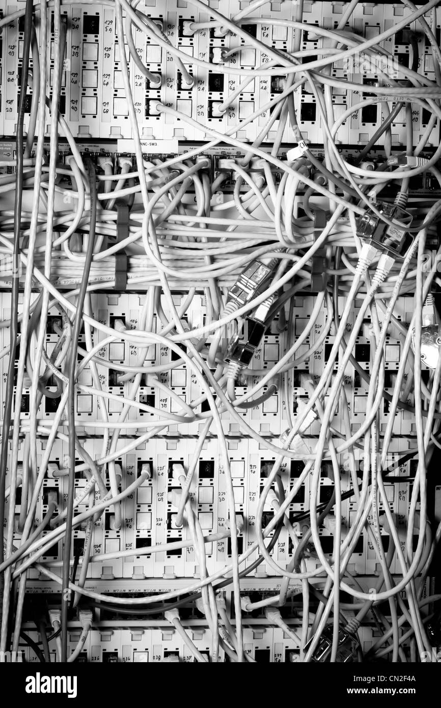 Network infrastructure hi-res stock photography and images - Alamy