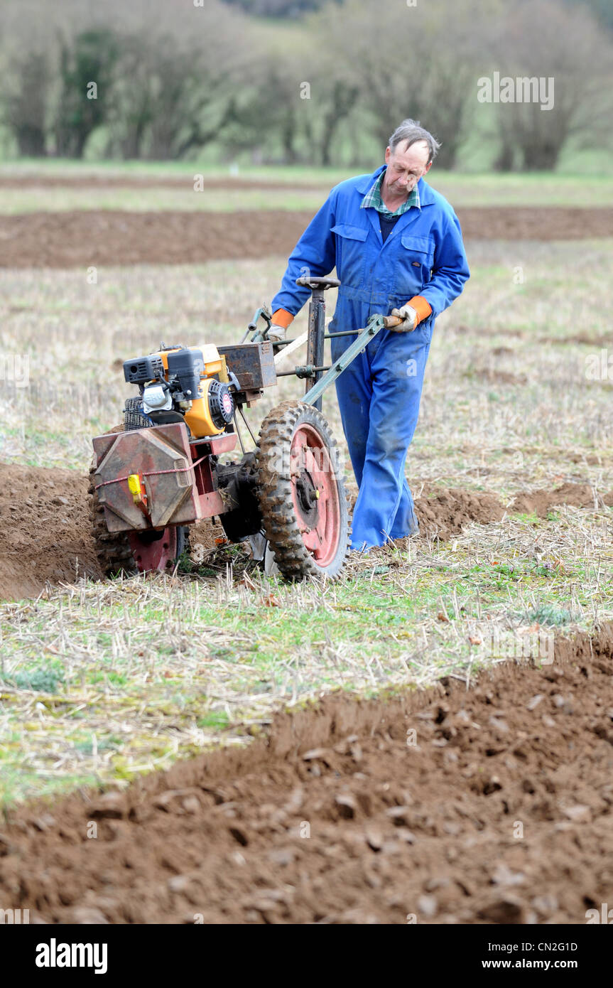Farmer plowing english hi-res stock photography and images - Alamy