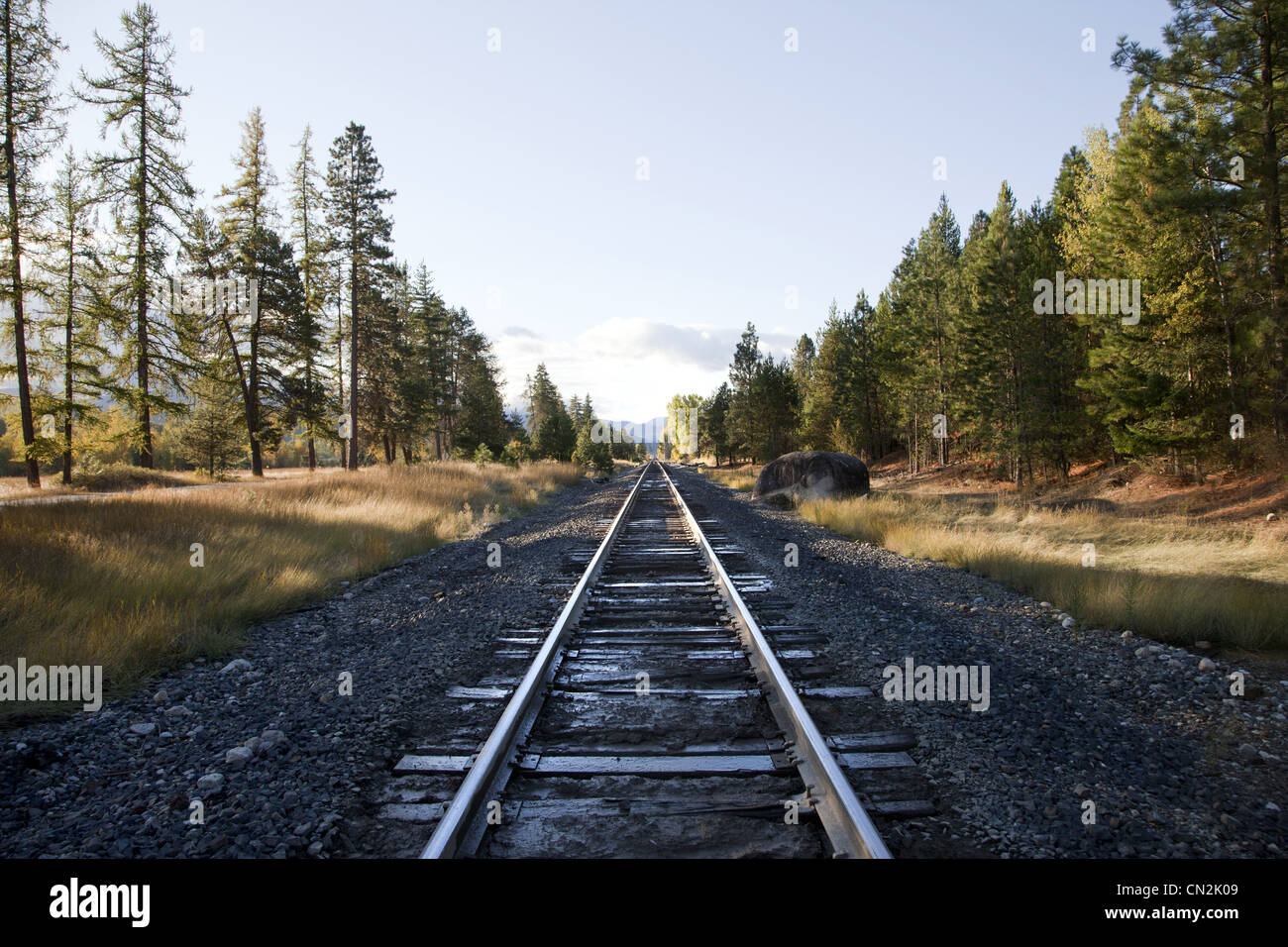Rural railroad tracks hi-res stock photography and images - Alamy