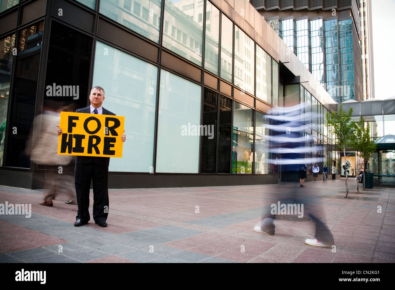 Man holding sign hi-res stock photography and images - Alamy