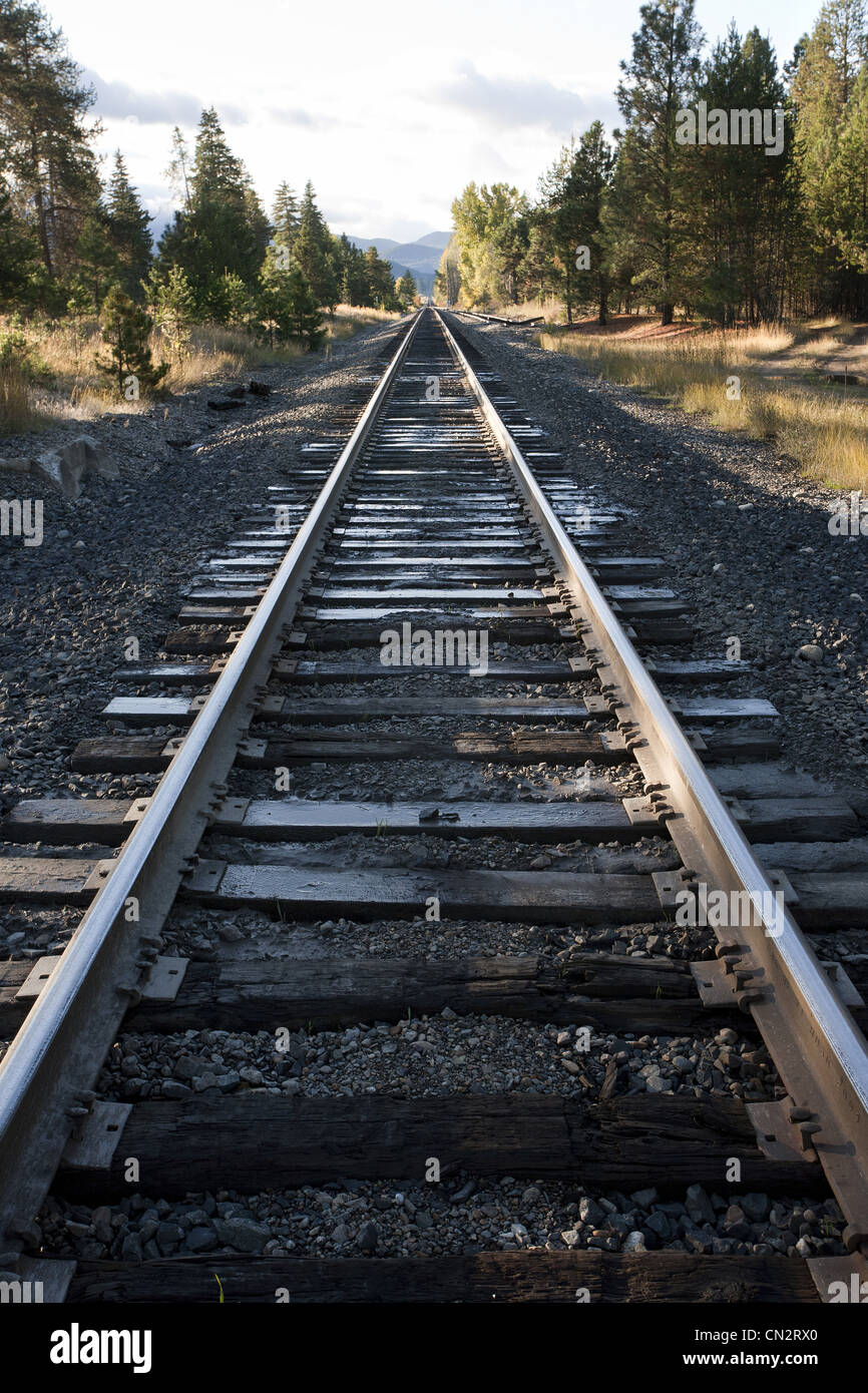 Rural railroad tracks hi-res stock photography and images - Alamy