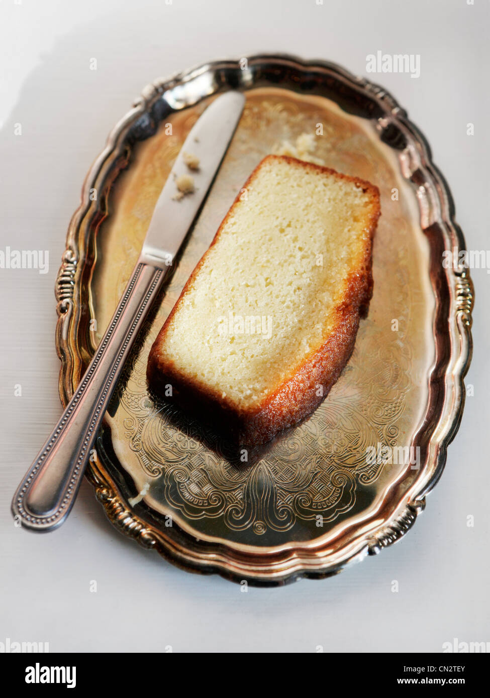 Silver cake hi-res stock photography and images - Alamy