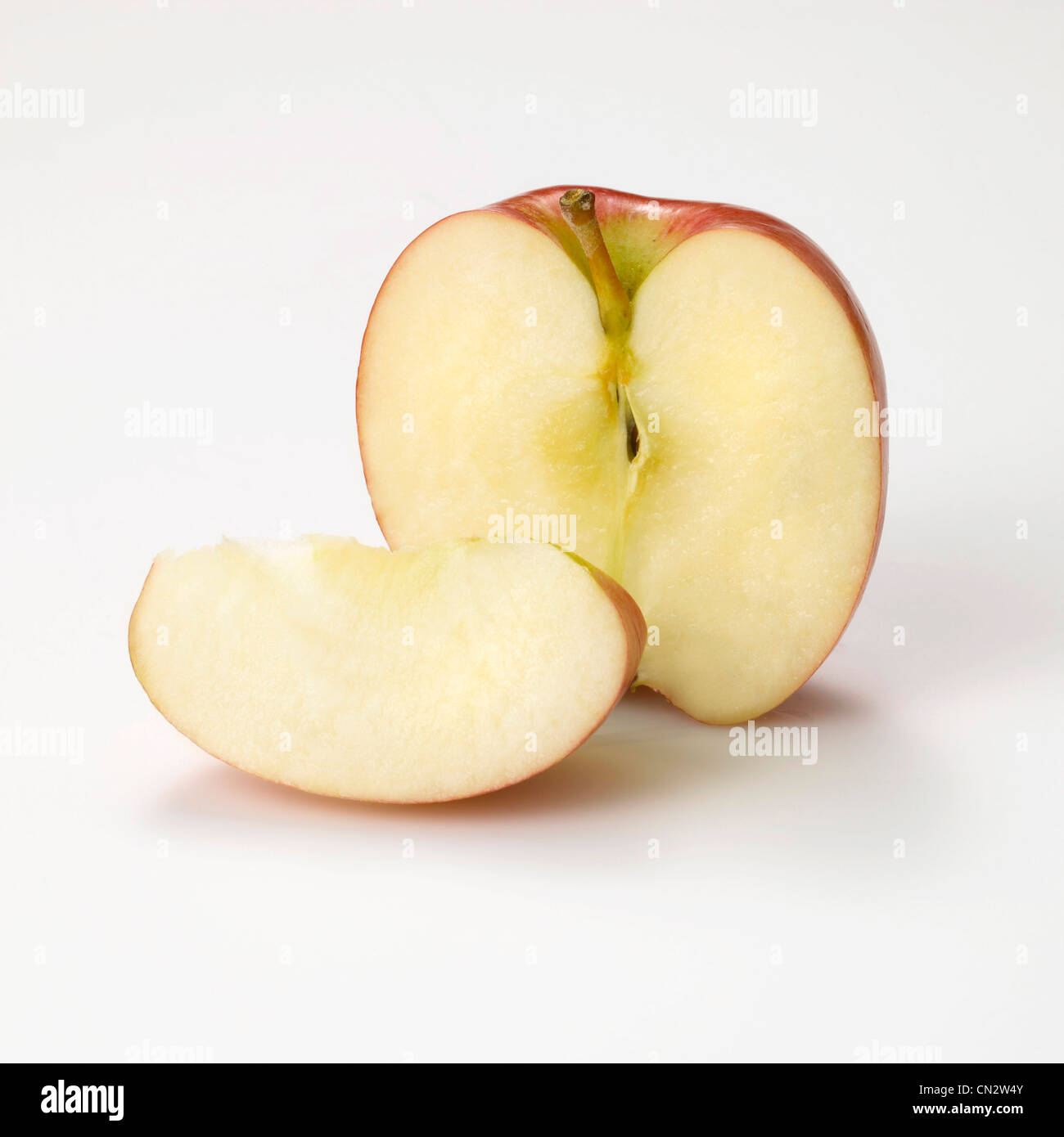Apples cut in half hi-res stock photography and images - Alamy