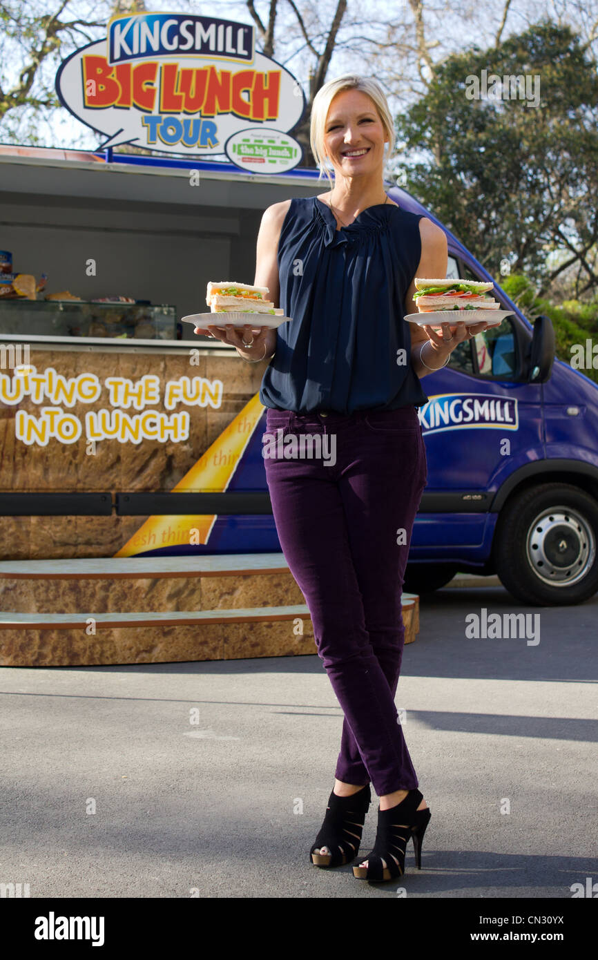 Jo Whiley serves sandwiches in a Kingsmill promotion Stock Photo - Alamy
