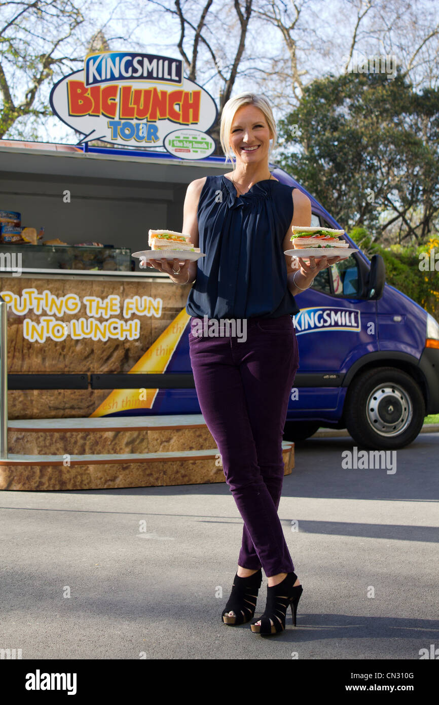 Jo Whiley serves sandwiches in a Kingsmill promotion Stock Photo - Alamy