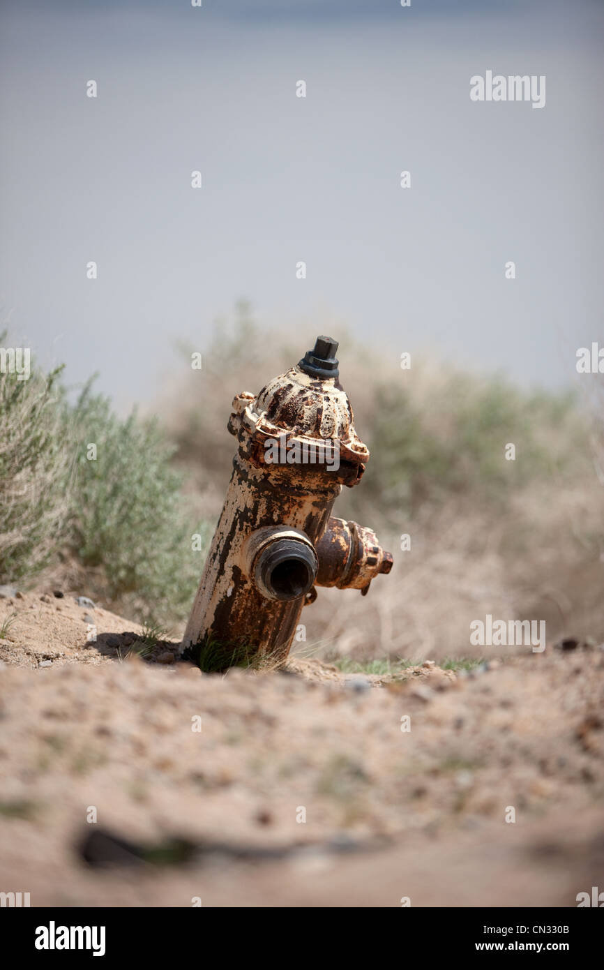 Damaged fire hydrant hi-res stock photography and images - Alamy