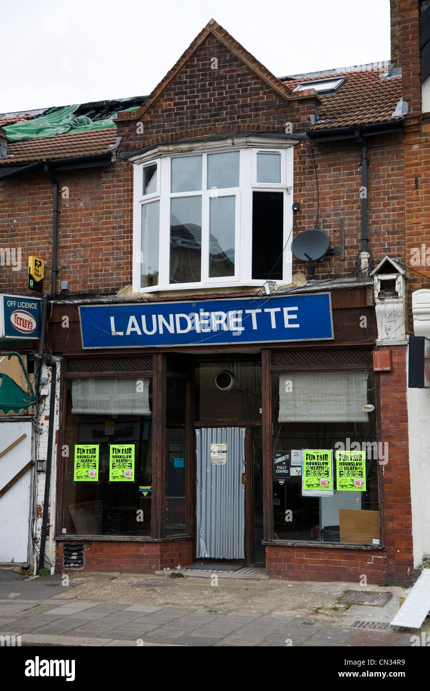 Old london store fronts hi-res stock photography and images - Alamy