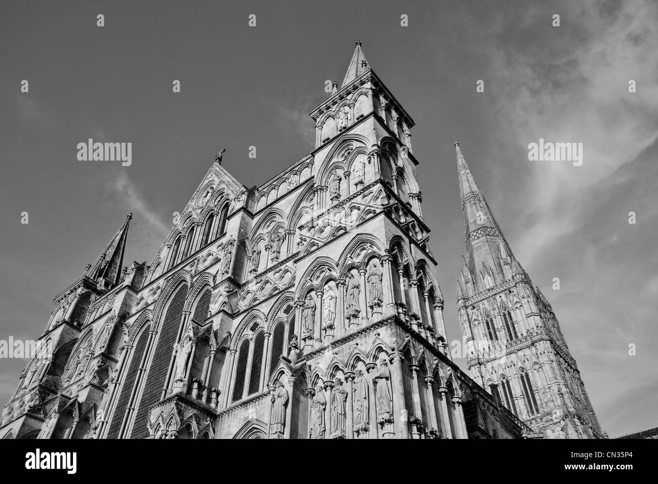 The West Front and Spire of Salisbury Cathedral Stock Photo - Alamy