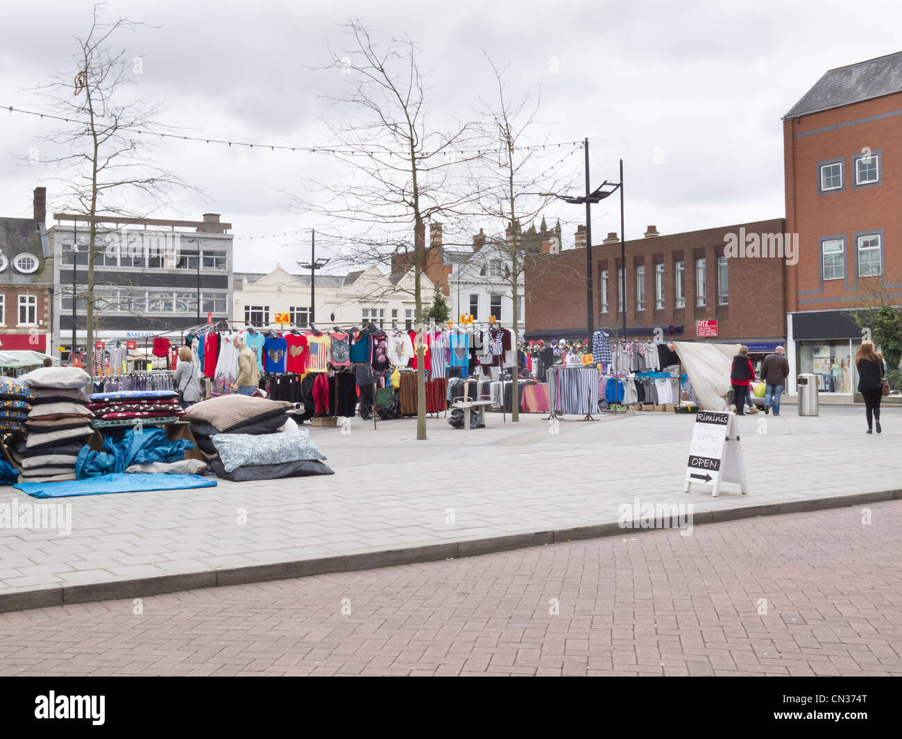 Pedestrianized zone england hi-res stock photography and images - Alamy