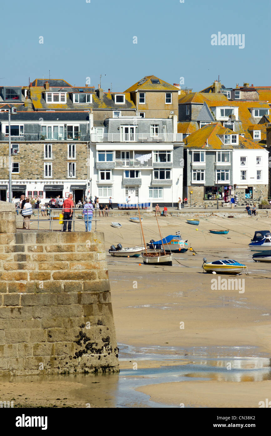 Front boats hi-res stock photography and images - Alamy