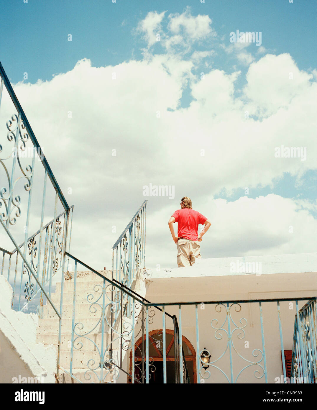 Rooftop bar man hi-res stock photography and images - Alamy