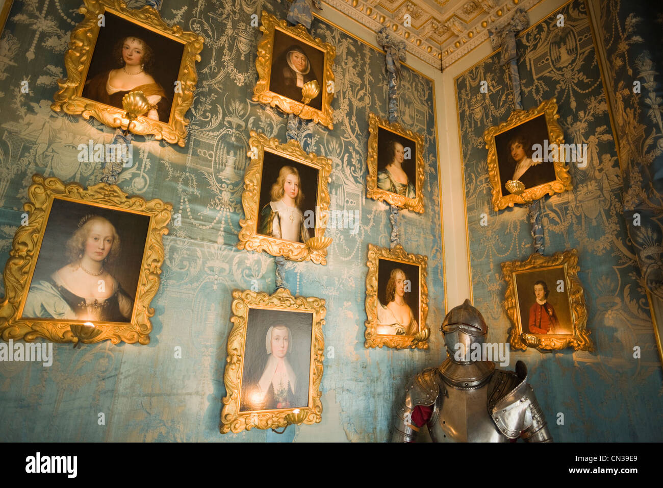The blue room hi-res stock photography and images - Alamy