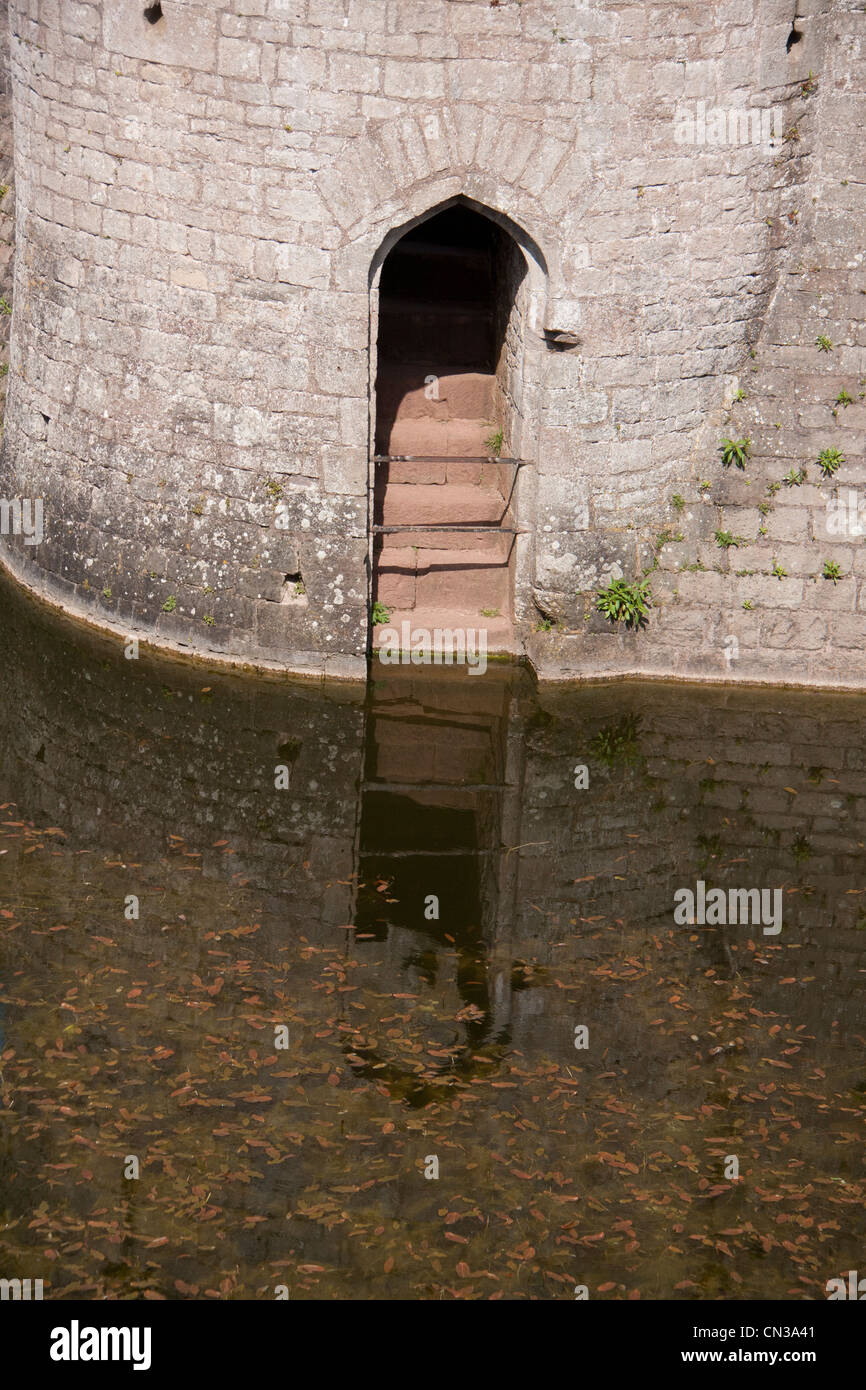 Raglan Castle Moat gate Stock Photo - Alamy