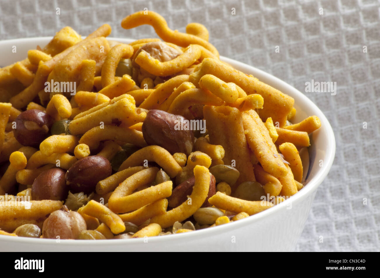 Bombay mix in a bowl Stock Photo - Alamy