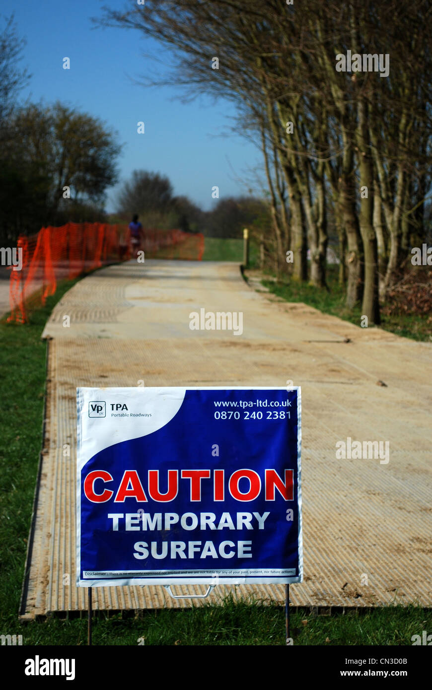 Temporary road sign hi-res stock photography and images - Alamy