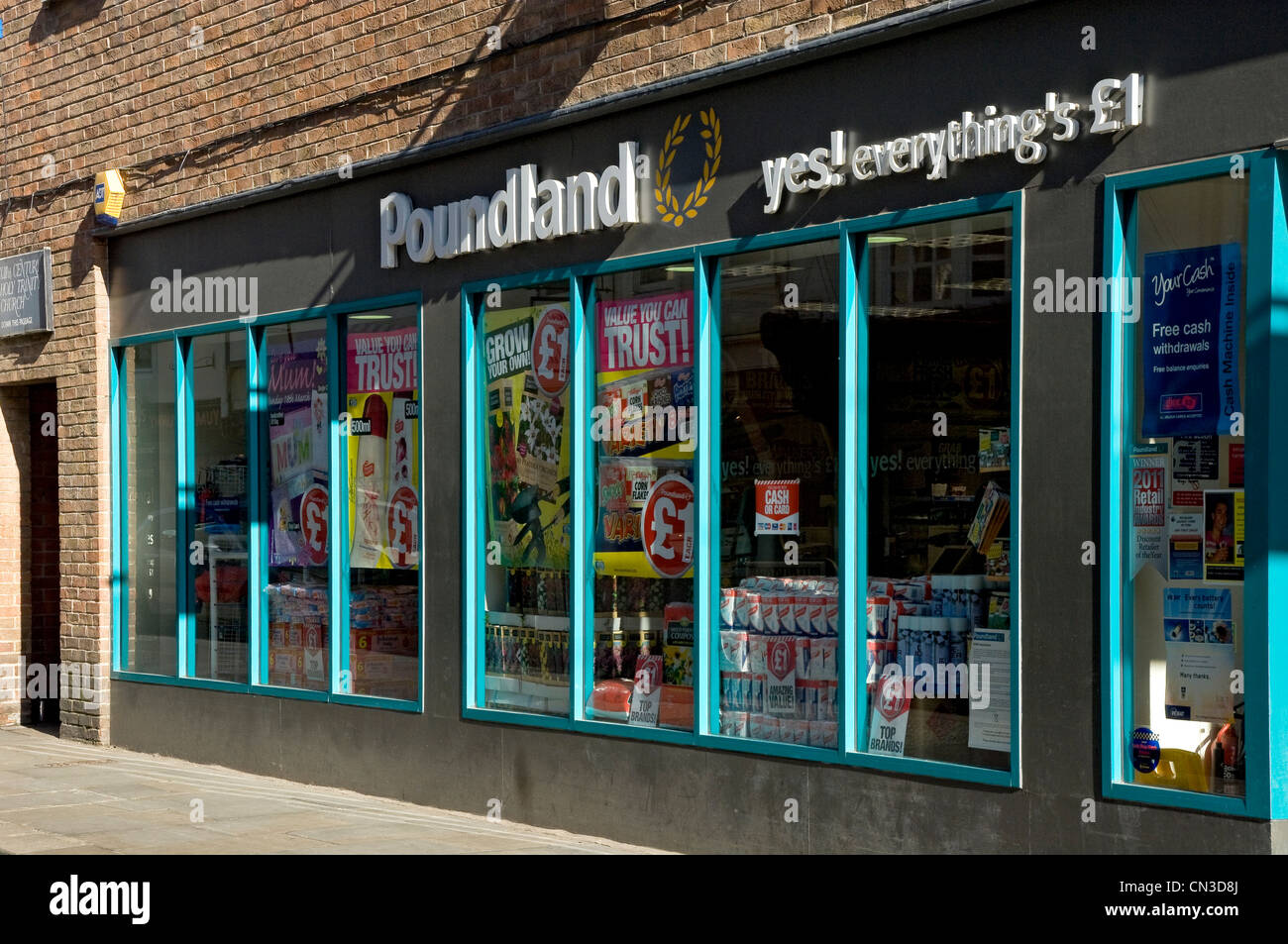 United kingdom pound shops hi-res stock photography and images - Alamy