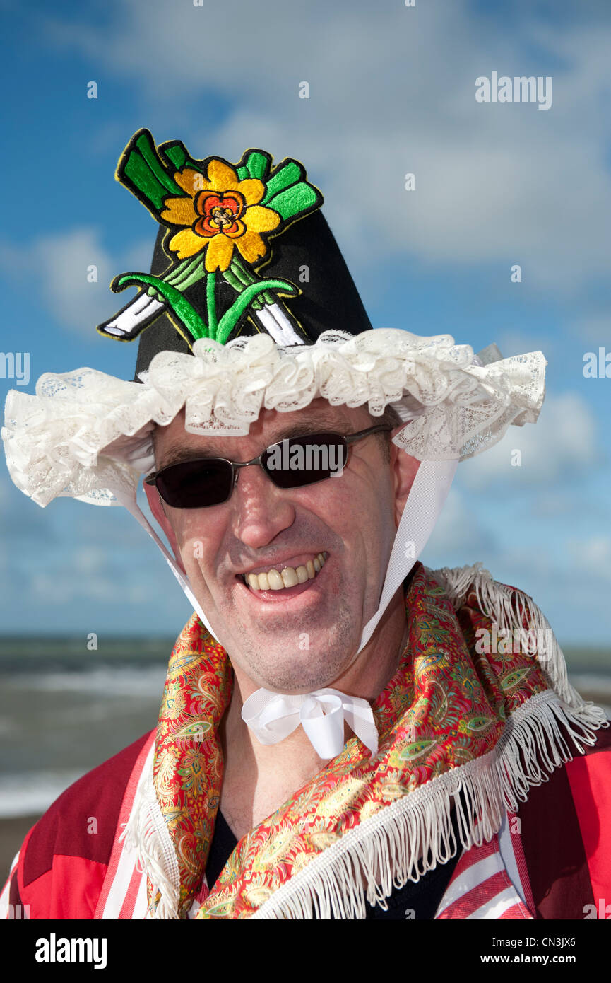 Traditional welsh costume hi-res stock photography and images - Alamy
