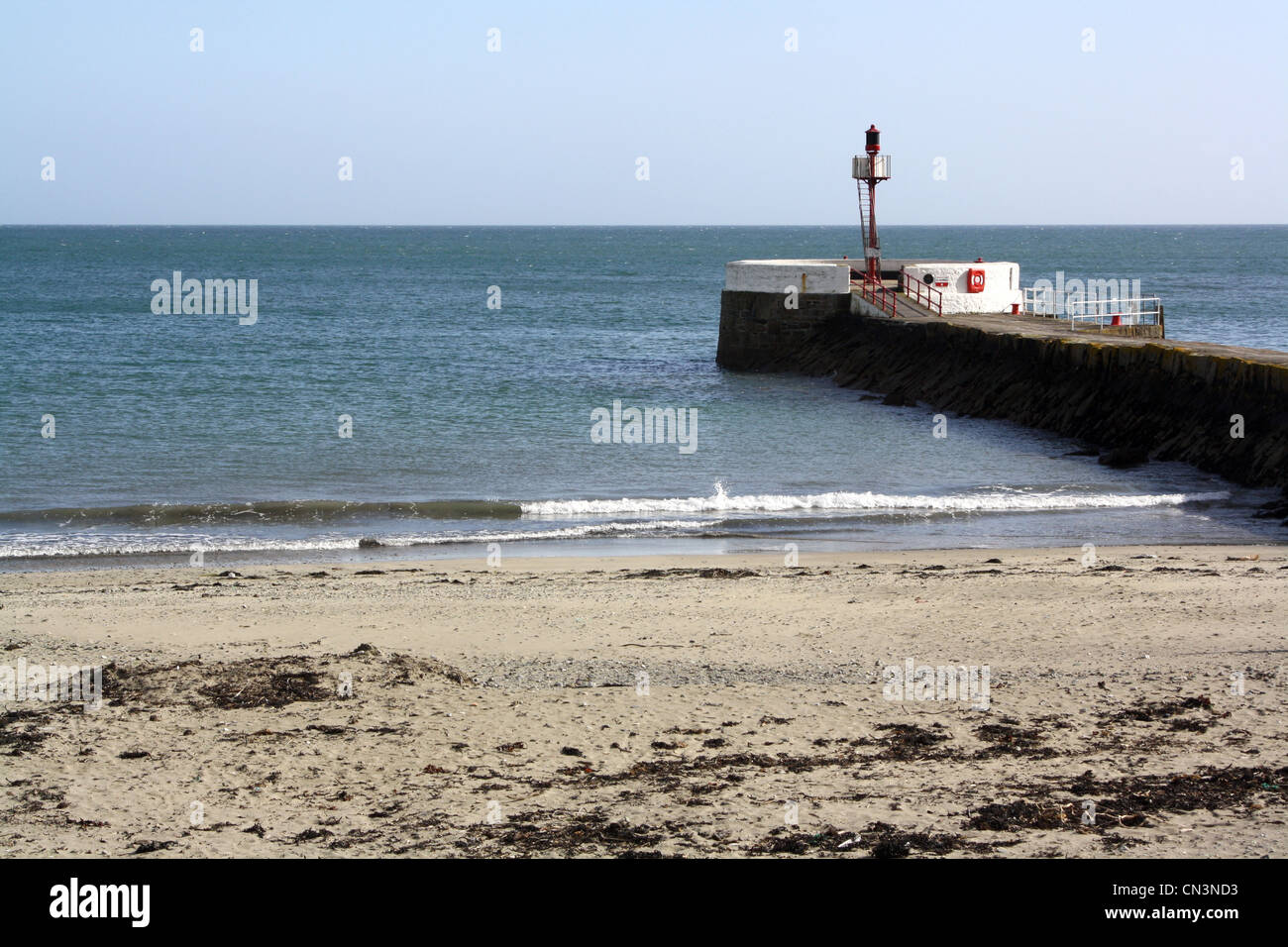 Looe Pier High Resolution Stock Photography and Images - Alamy
