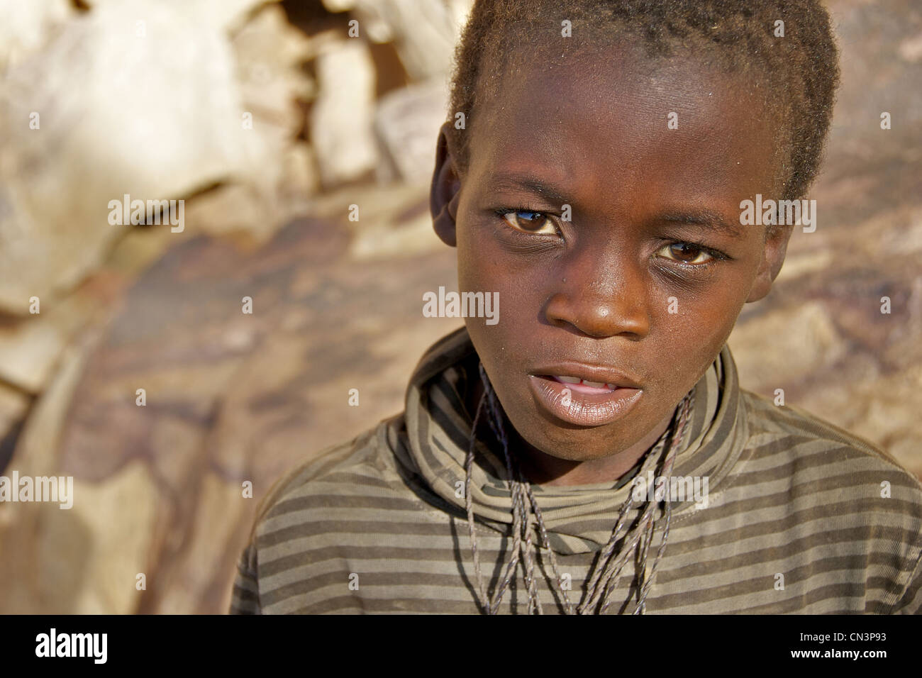 Dogon boy portrait mali hi-res stock photography and images - Alamy