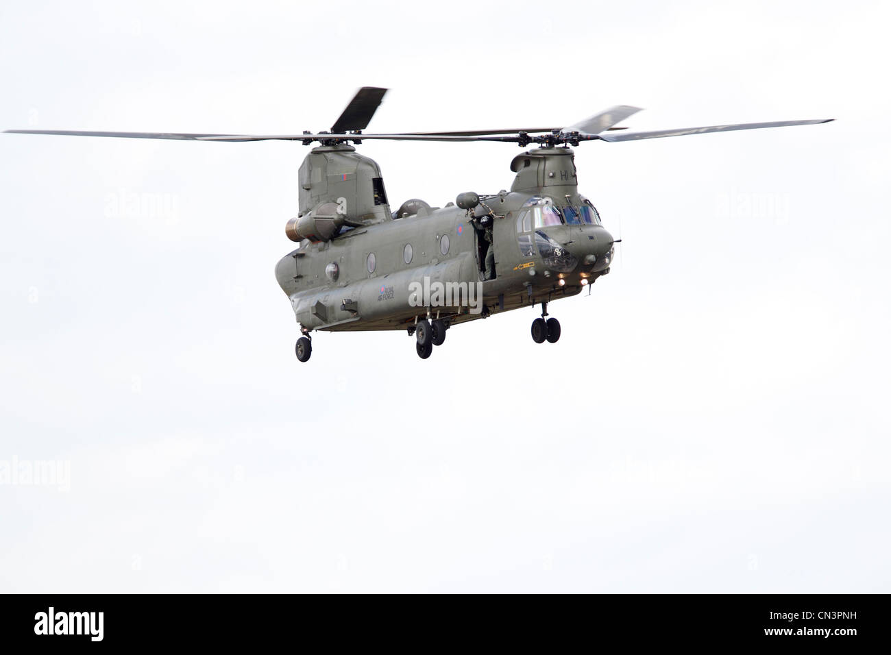 Boeing Chinook HC2, a tandem rotor helicopter Royal Air Force ...