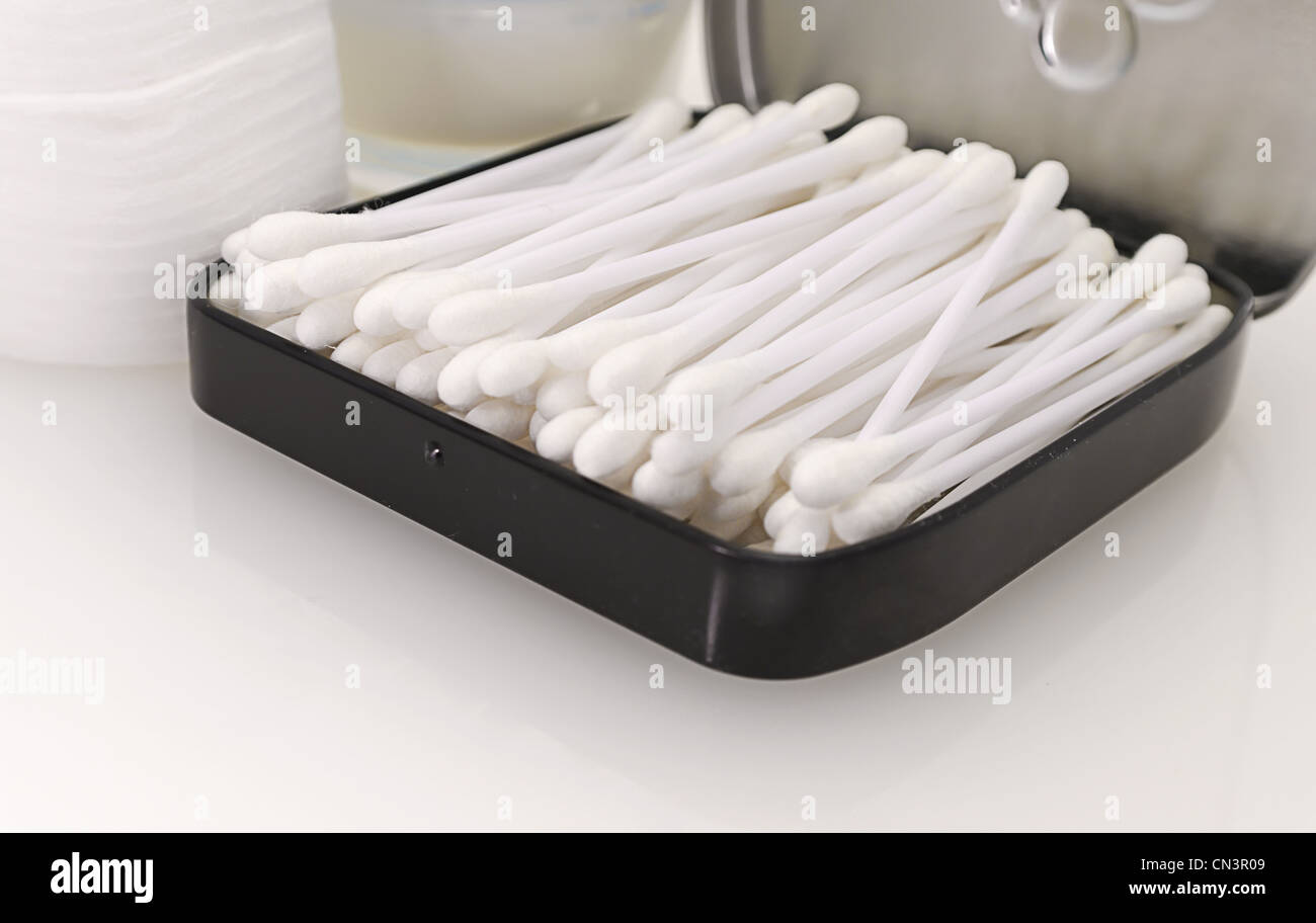 Bud sticks hi-res stock photography and images - Alamy