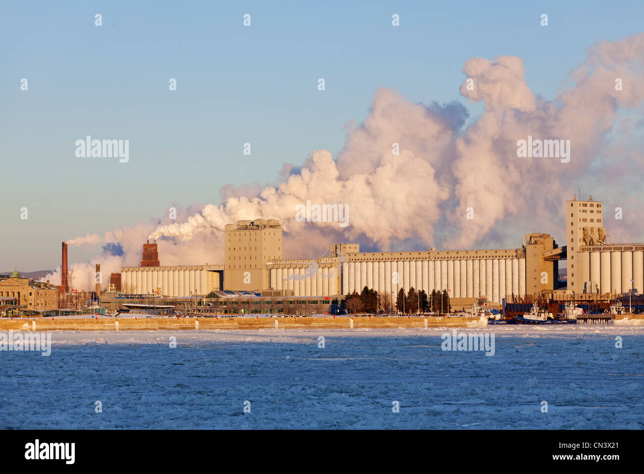 Canada, Quebec province, Quebec, the port and industrial silos, pulp ...