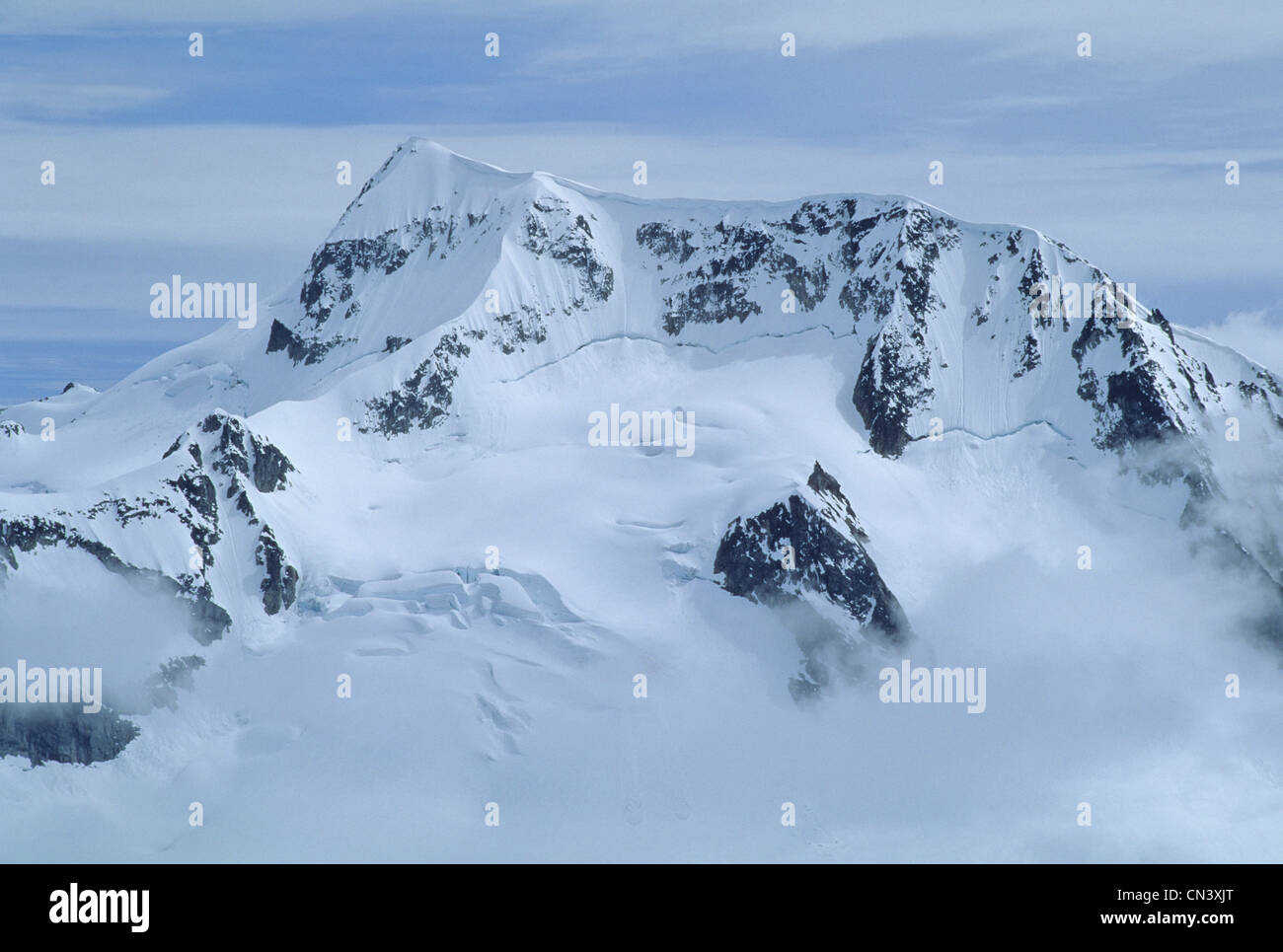 Wedge mountain hi-res stock photography and images - Alamy