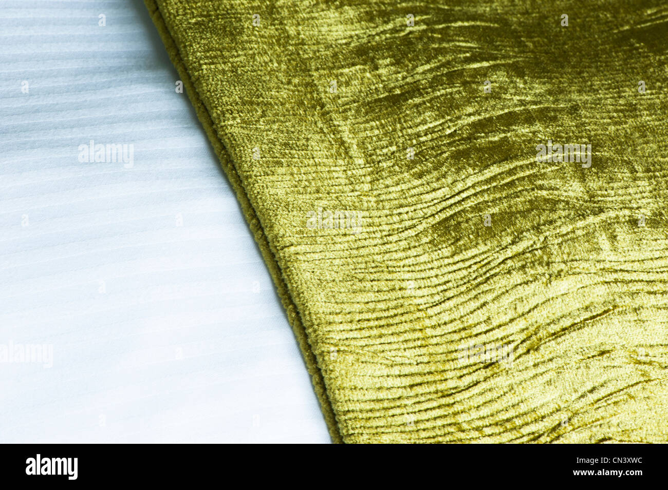 Contrasting textures hi-res stock photography and images - Alamy