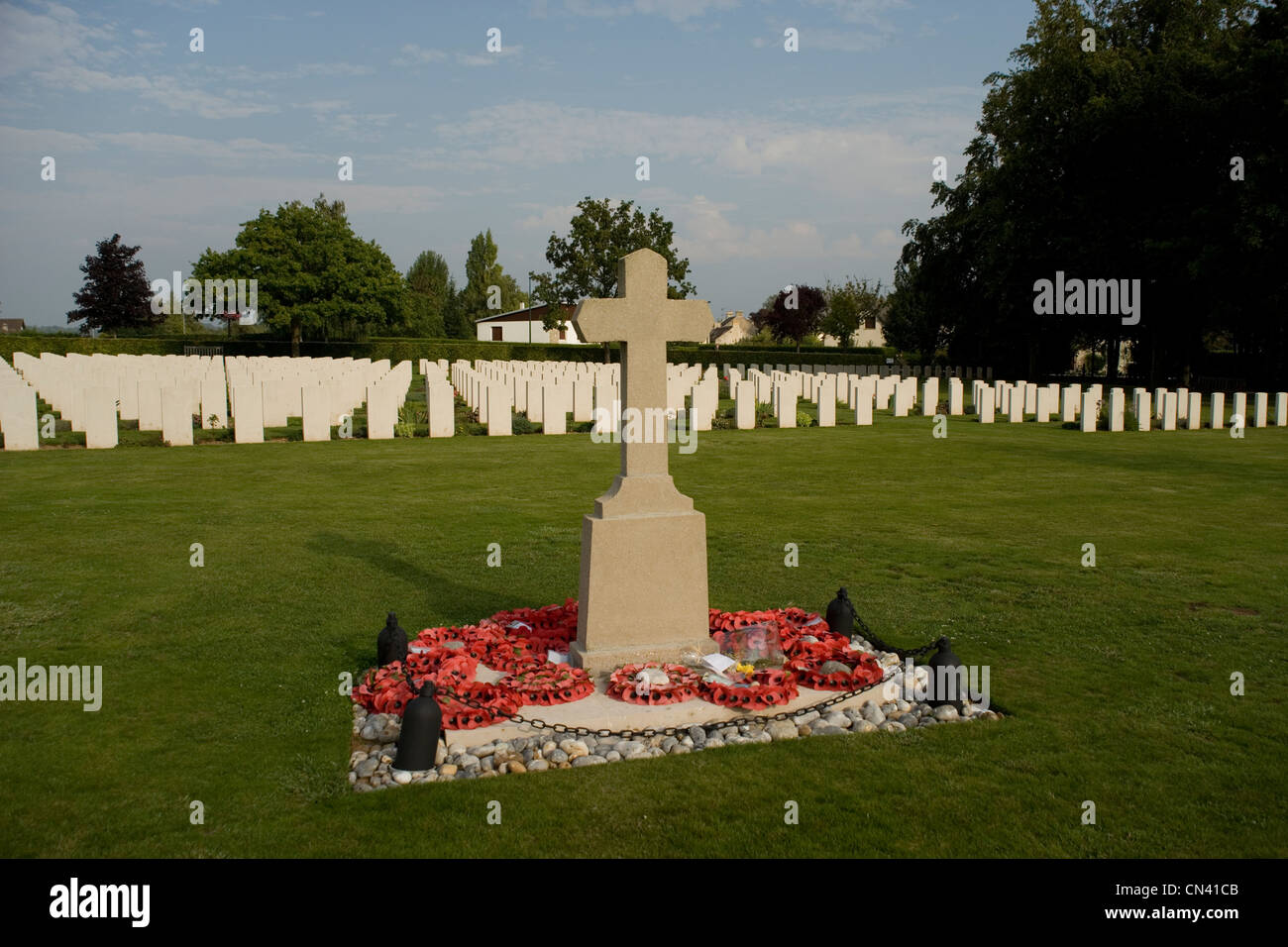 Ranville British Commonwealth war Graves Commission Cemetery in ...