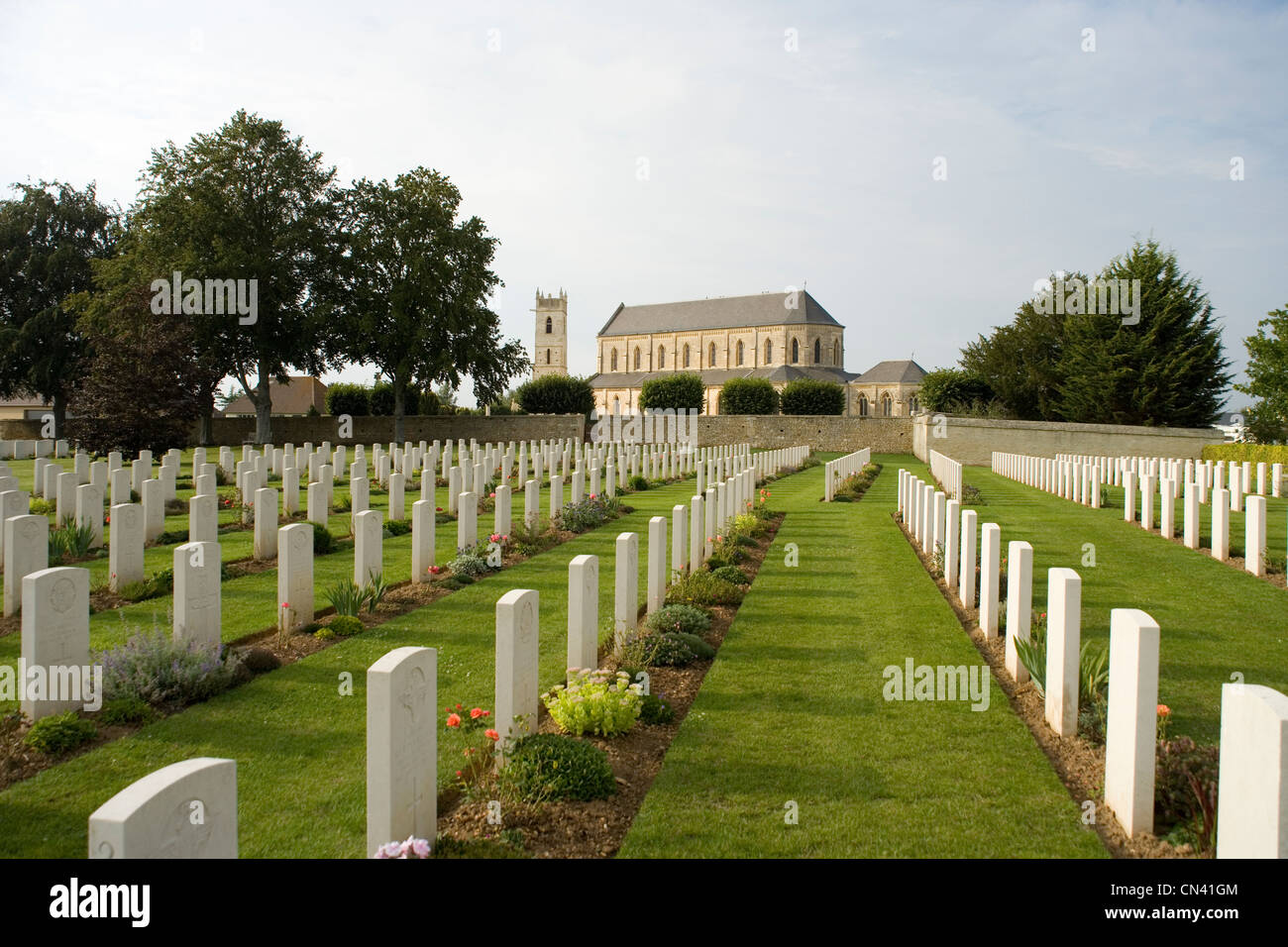Ranville British Commonwealth war Graves Commission Cemetery in ...