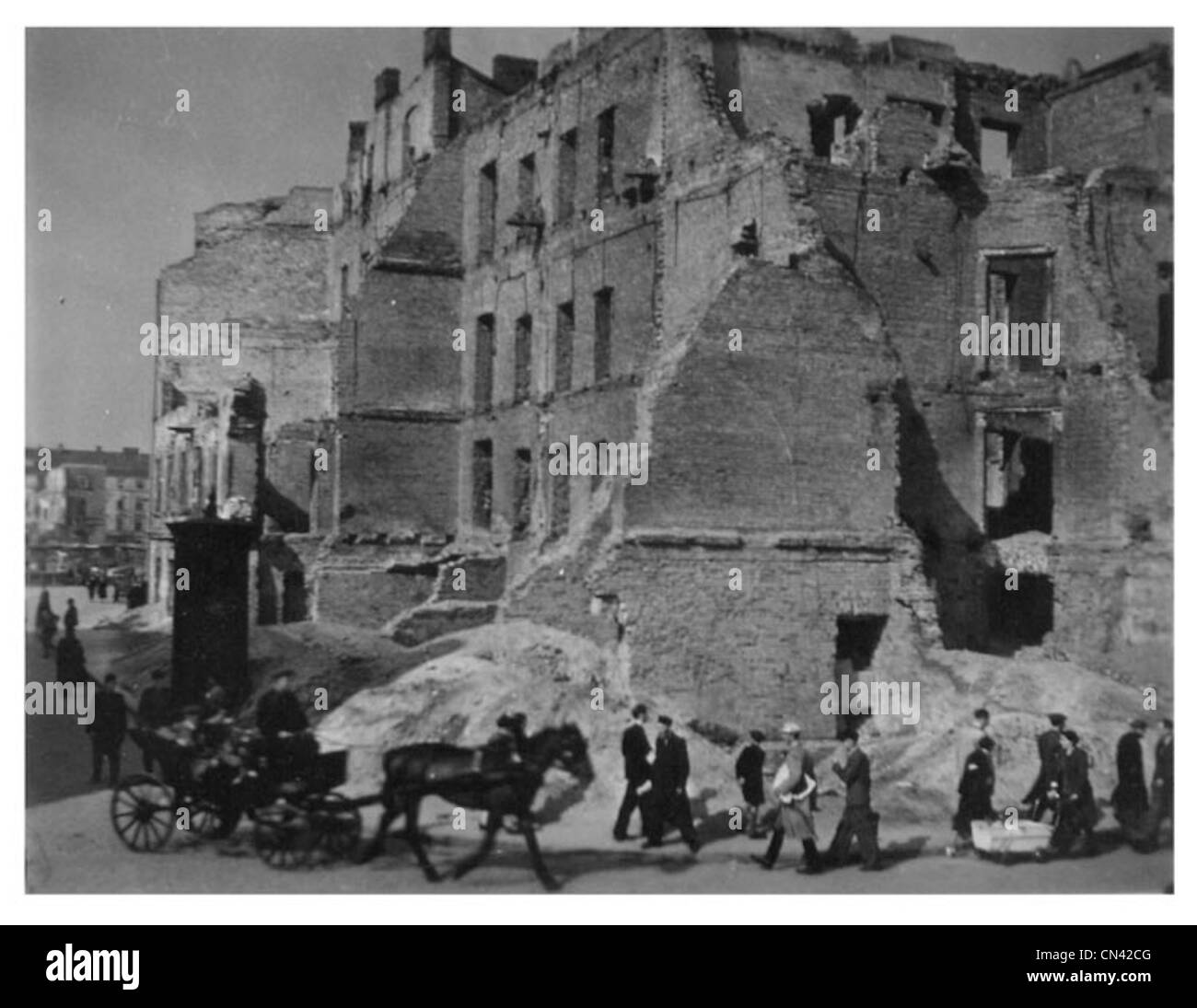 Warsaw 1939 1940 hi-res stock photography and images - Alamy