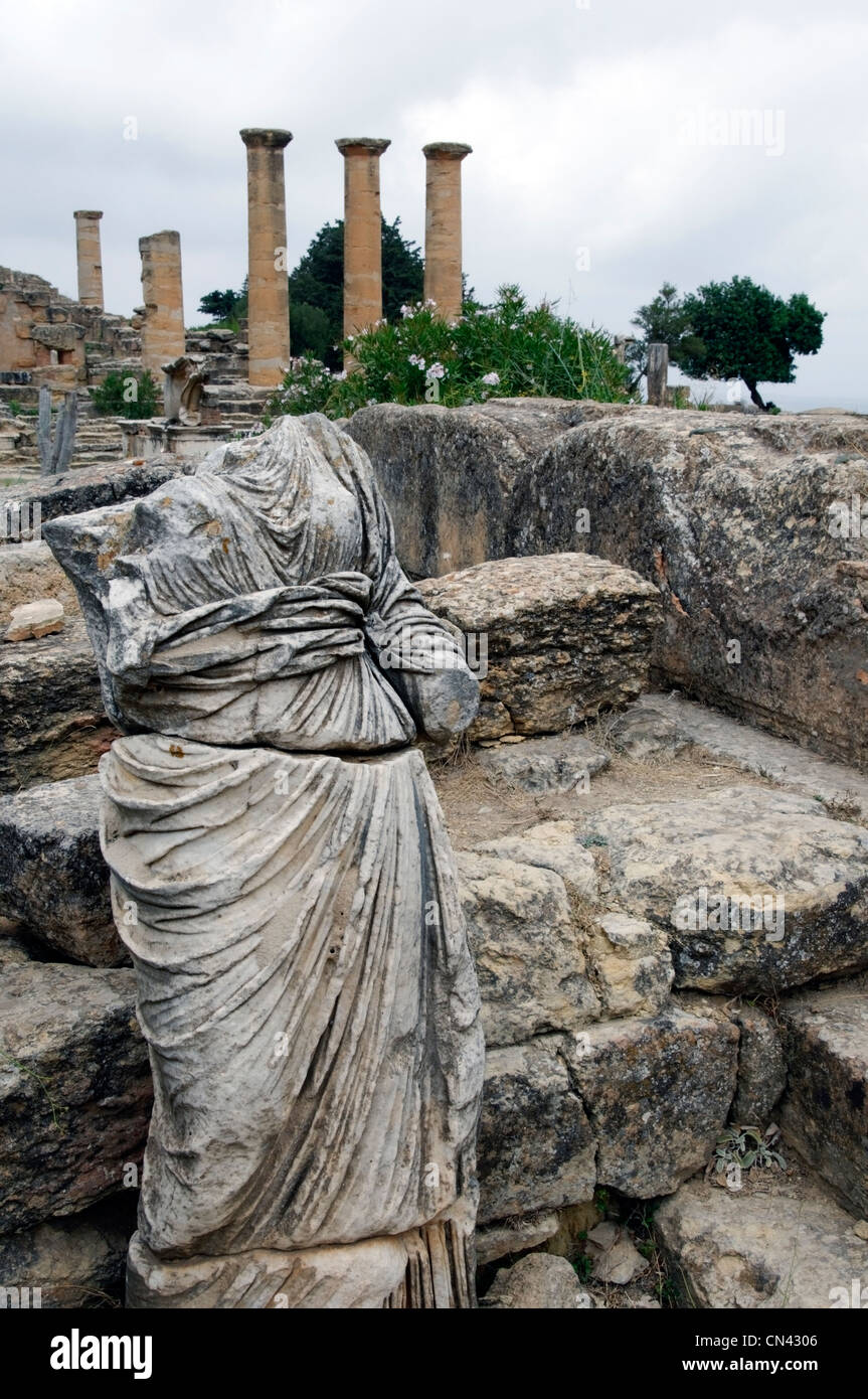 Unfluted columns hi-res stock photography and images - Alamy