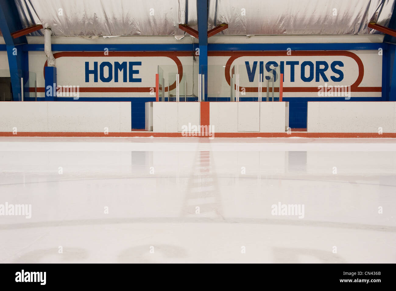 Moss Park Hockey Rink, Toronto, Ontario Stock Photo - Alamy