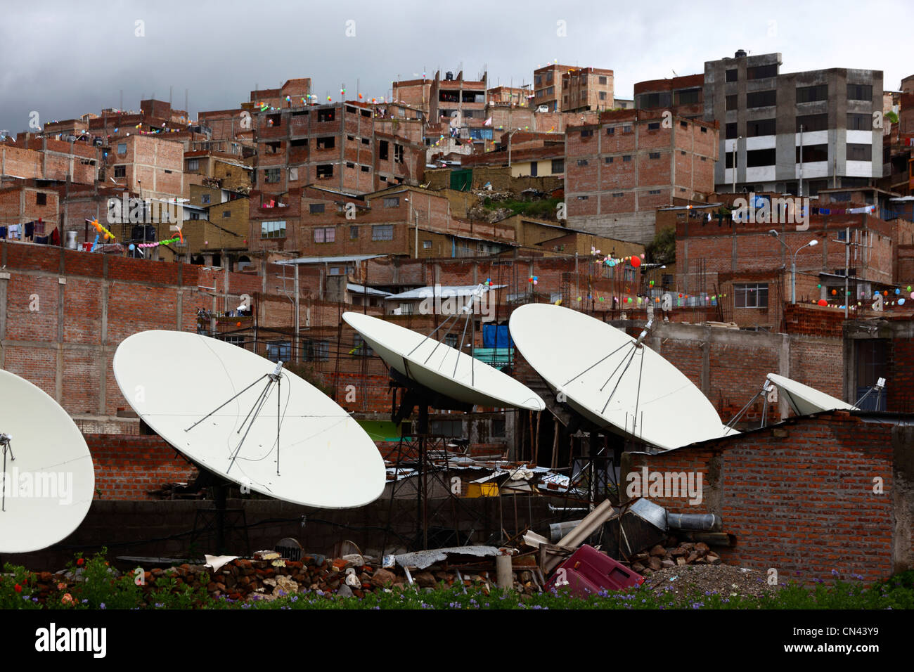 Poor radio reception hi-res stock photography and images - Alamy