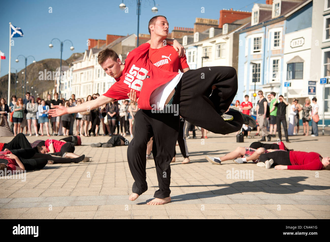 Theatre Studies students at Aberystwyth University performing 'Modern ...