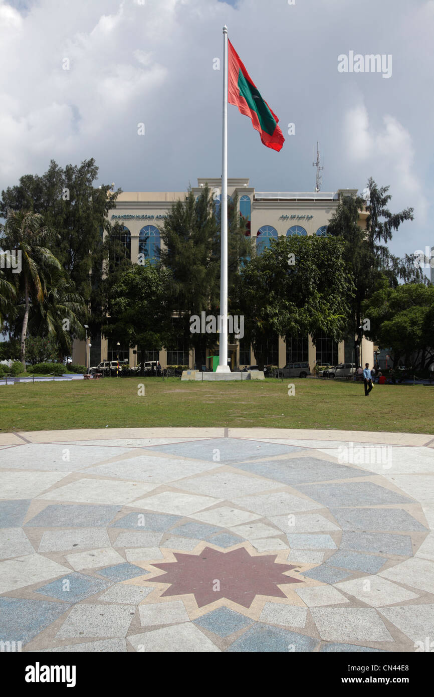 Maldivian flag in city square in front of Sultan Park, Male, Maldives ...