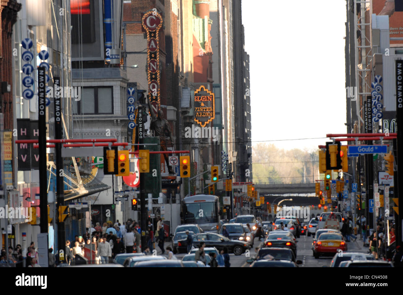 Yonge and gerrard building hi-res stock photography and images - Alamy