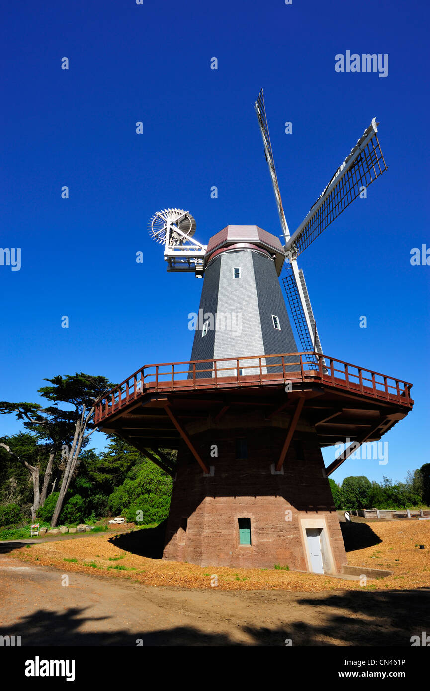 Wind tower door hi-res stock photography and images - Alamy