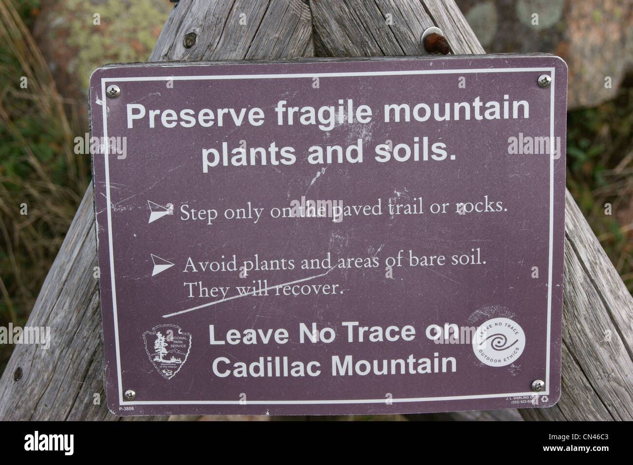 Leave no trace signs hi-res stock photography and images - Alamy